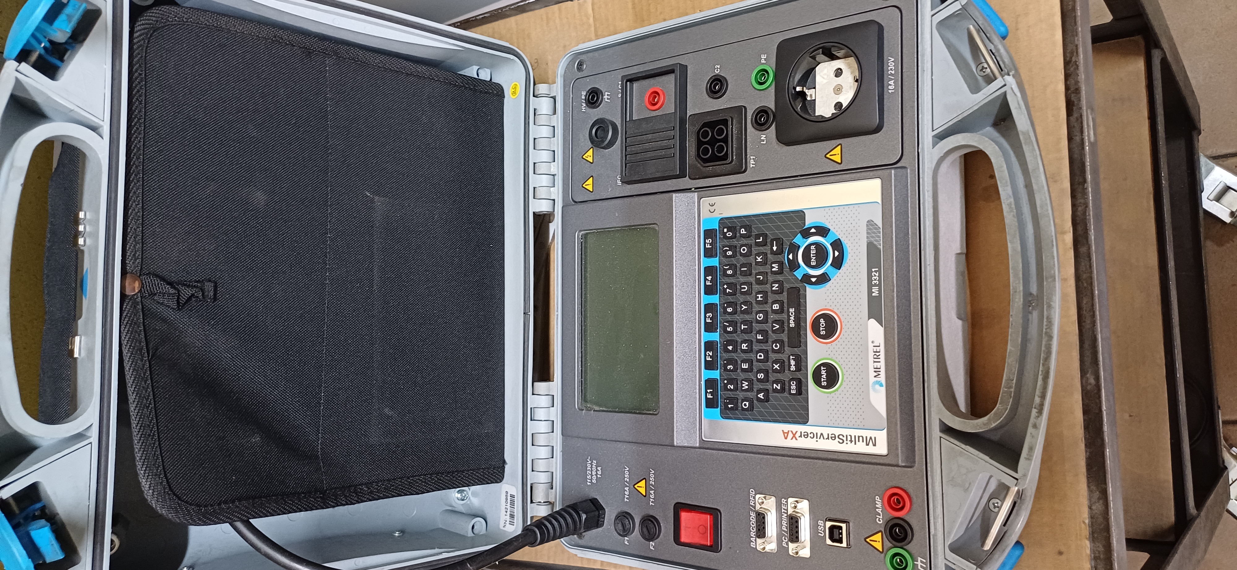 Multiservicer / Tester marca METREL modelo MI3321 - IAG Auction